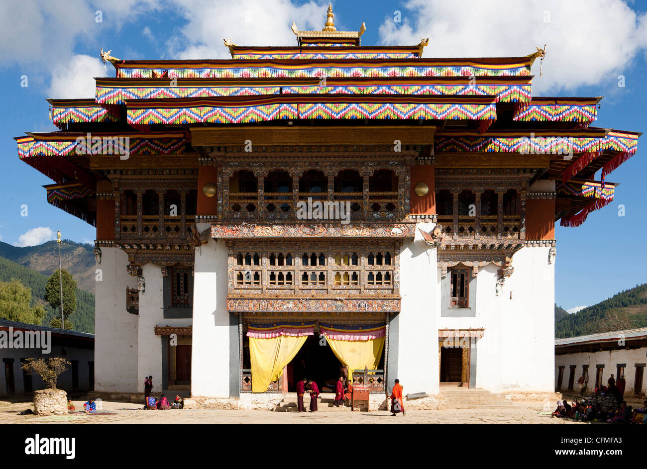 Gangte goemba hi-res stock photography and images - Alamy