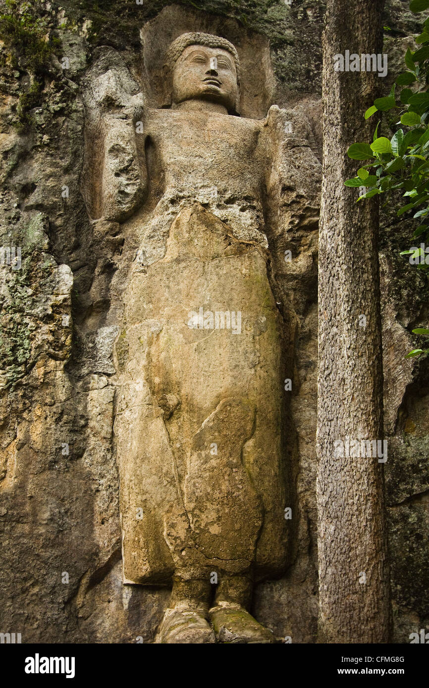 The 11 meter tall unfinished statue of Buddha, Ella, Bandarawela, Sri ...
