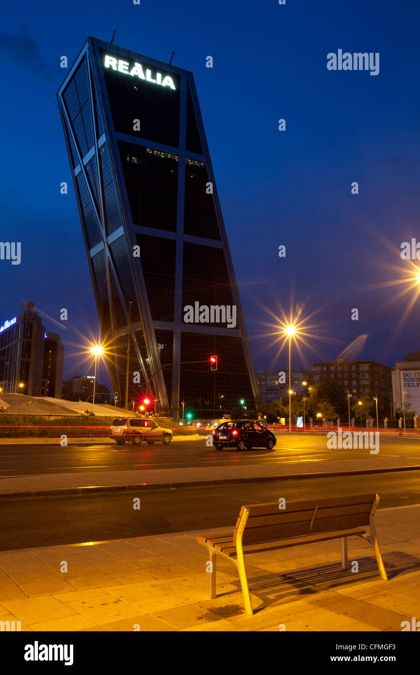 Kio Towers in Castilla square, Madrid, Spain Stock Photo - Alamy