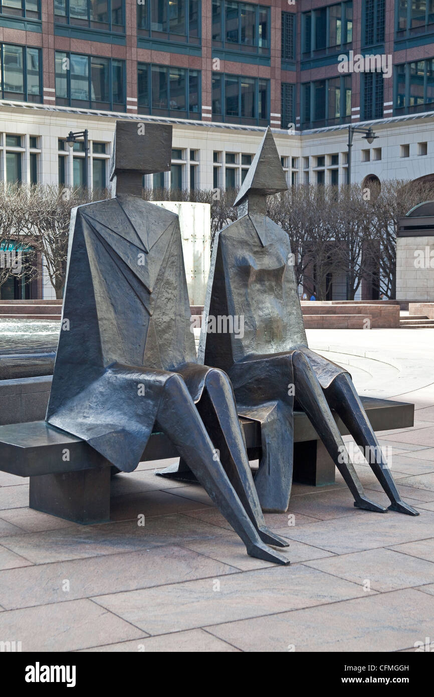 Twin figures hi-res stock photography and images - Alamy