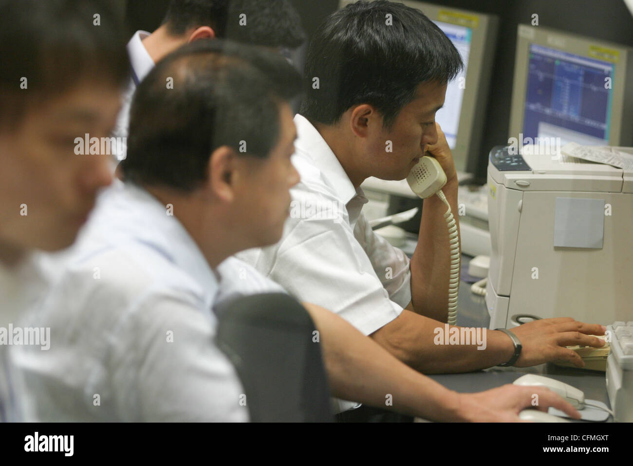 Tokyo Stock Exchange trading floor, Tokyo, Japan Stock Photo - Alamy