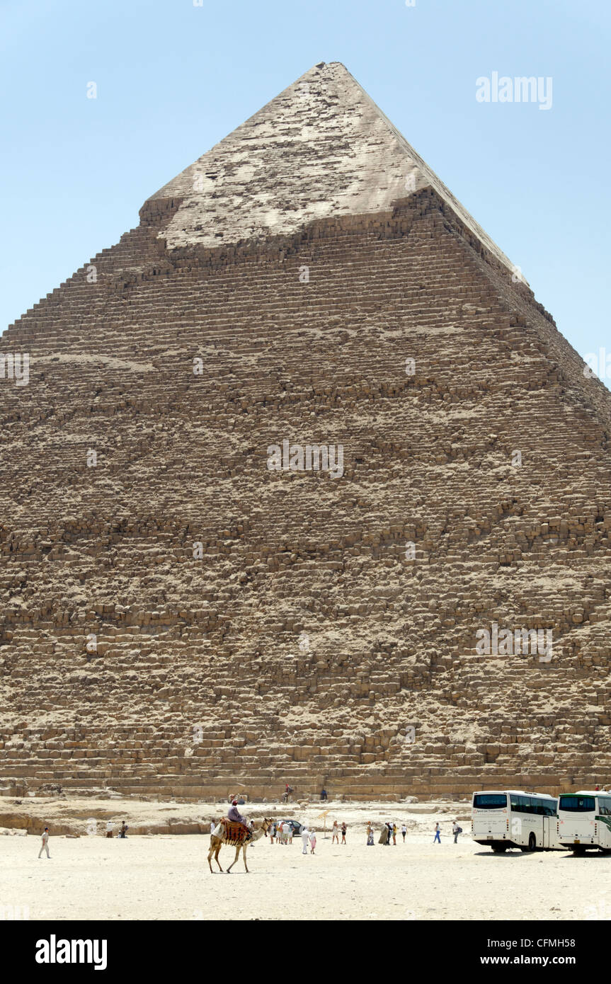 Giza. Cairo. Egypt. View of the Pyramid of Khafre the second largest ...