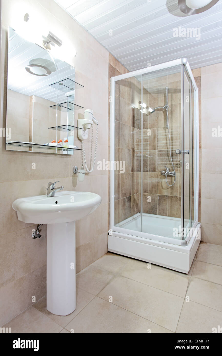 ceramic elements in a beautiful bathroom Stock Photo - Alamy