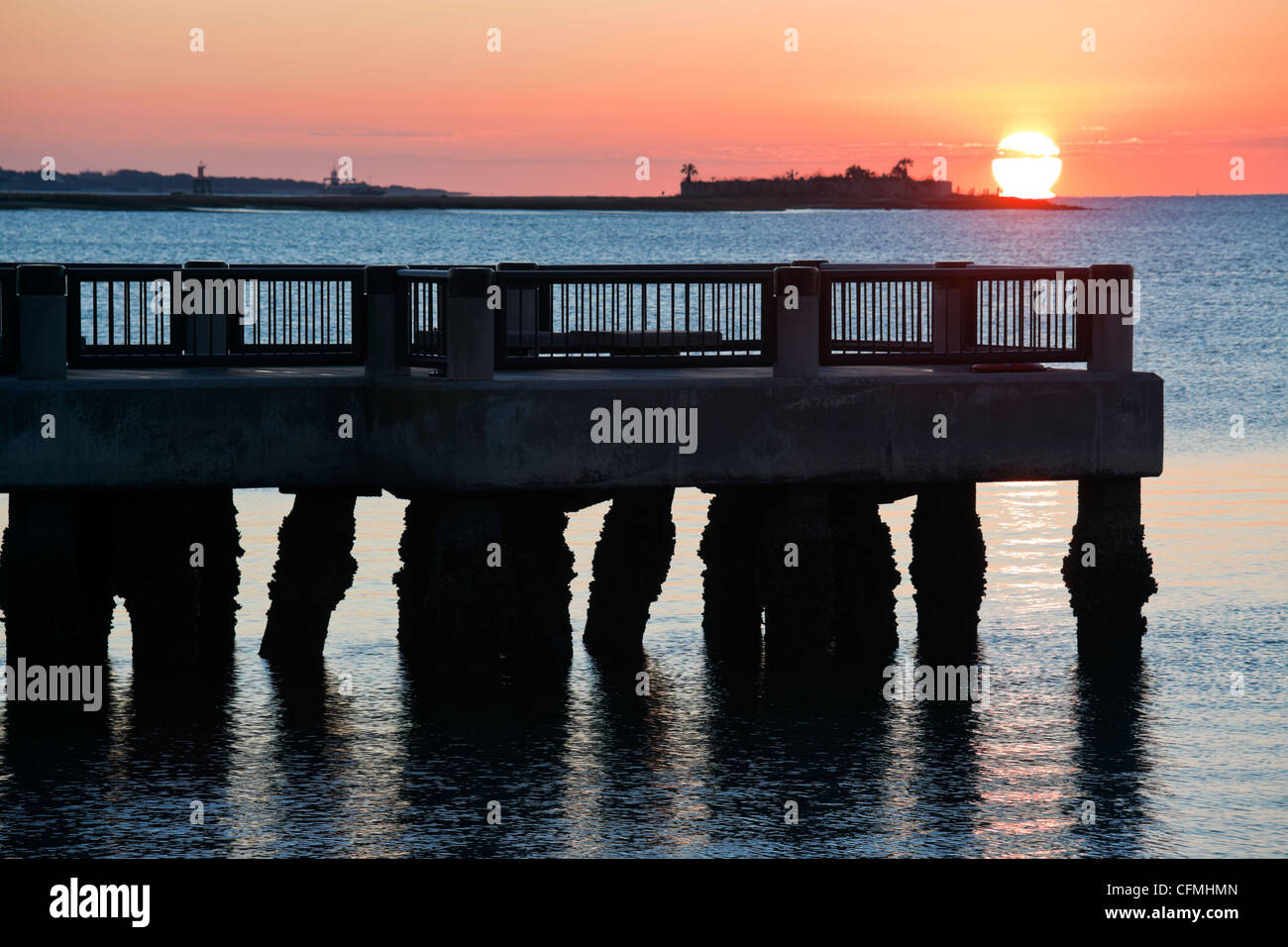 Castle pinckney hi-res stock photography and images - Alamy