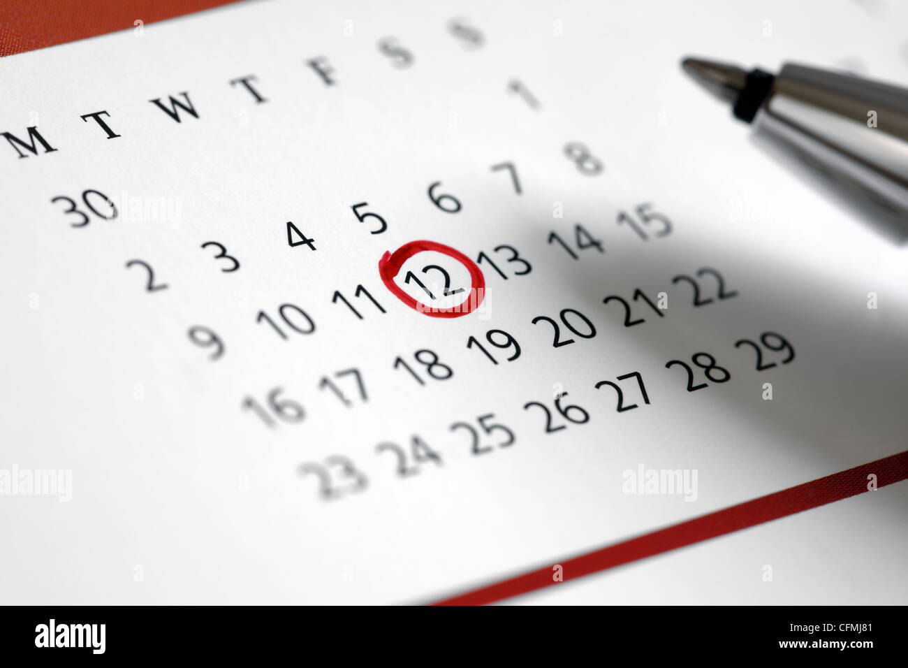 Birthday date calendar hi-res stock photography and images - Alamy