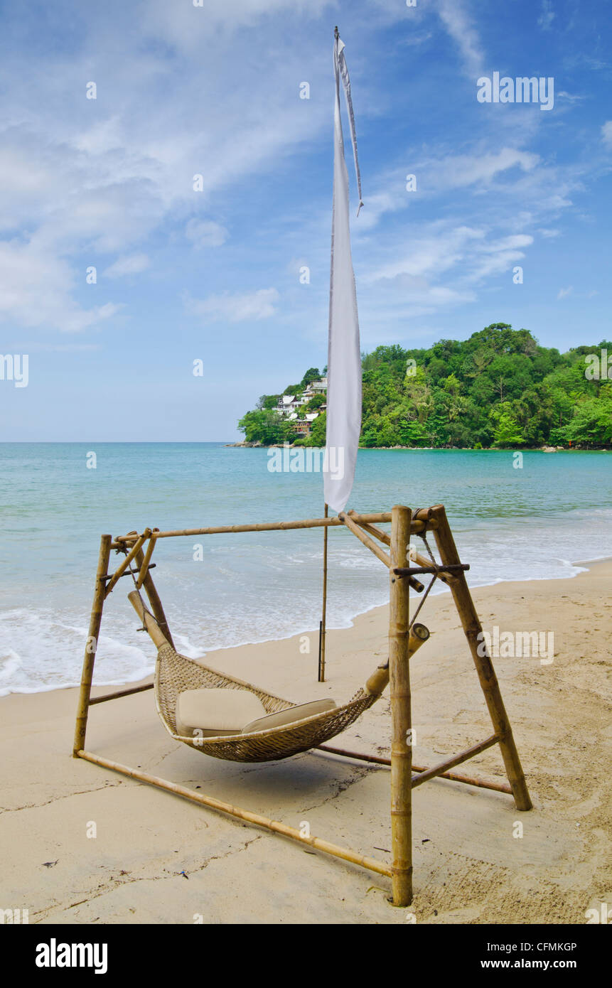 Hamock on beach hi-res stock photography and images - Alamy