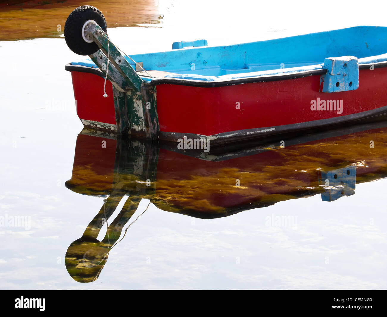 funny boat with with car tyre Stock Photo - Alamy