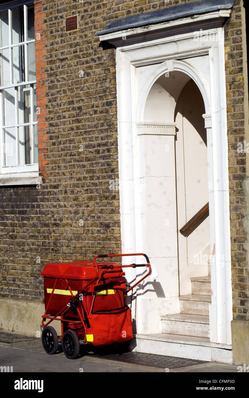 Royal mail post trolley hi-res stock photography and images - Alamy