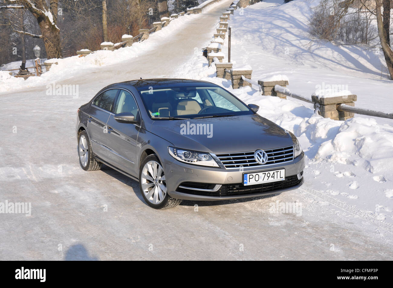Volkswagen CC - MY 2012 - German popular upper-medium class car ...