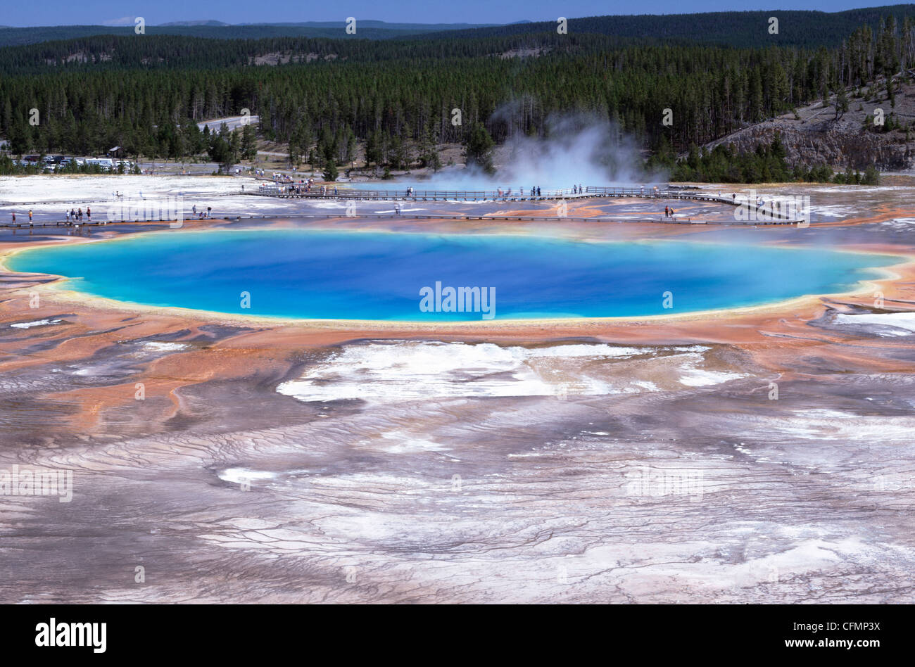 Yellowstone national park grand prismatic spring hi-res stock ...