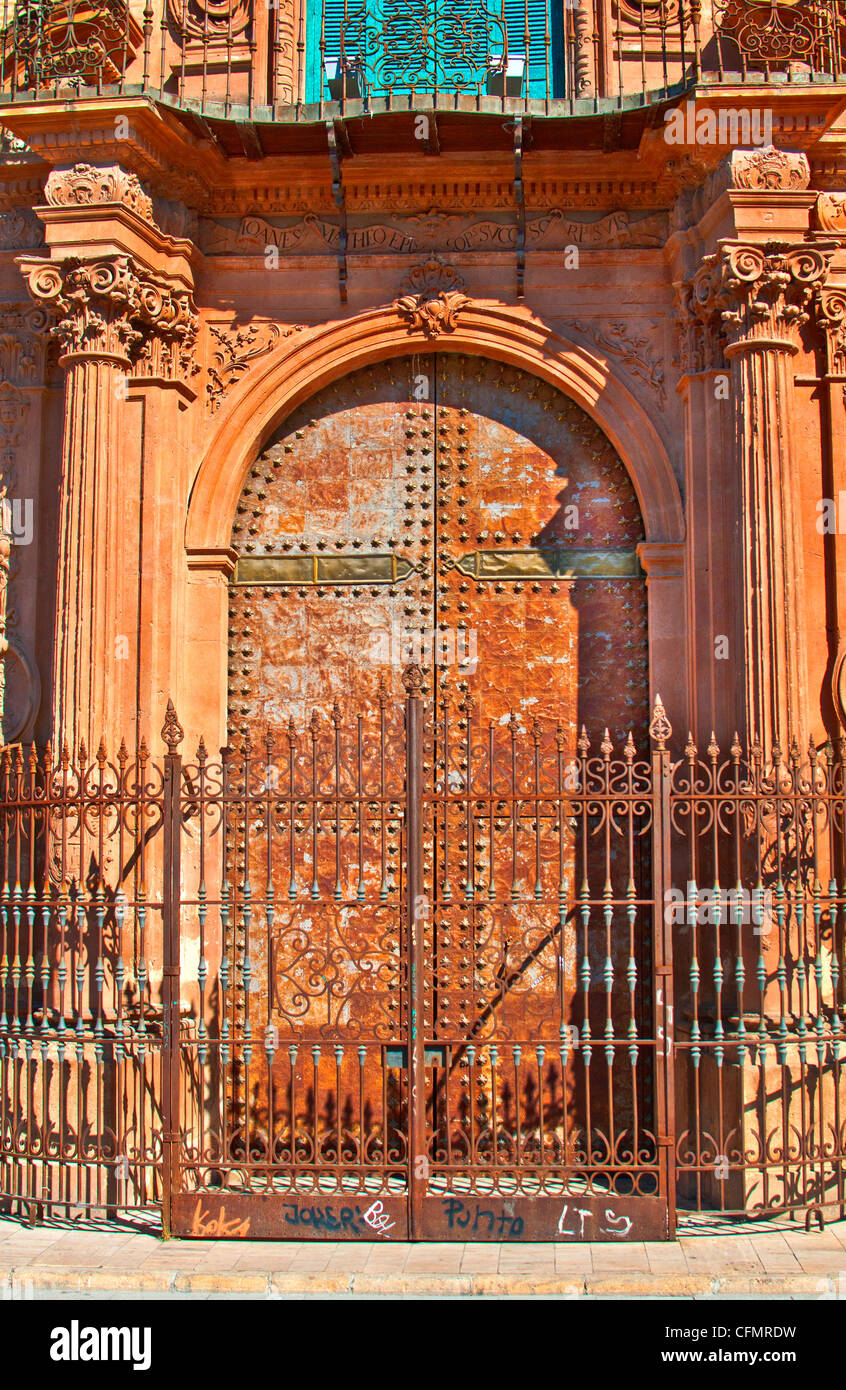 Rusty Iron Railings Stock Photos & Rusty Iron Railings Stock Images - Alamy