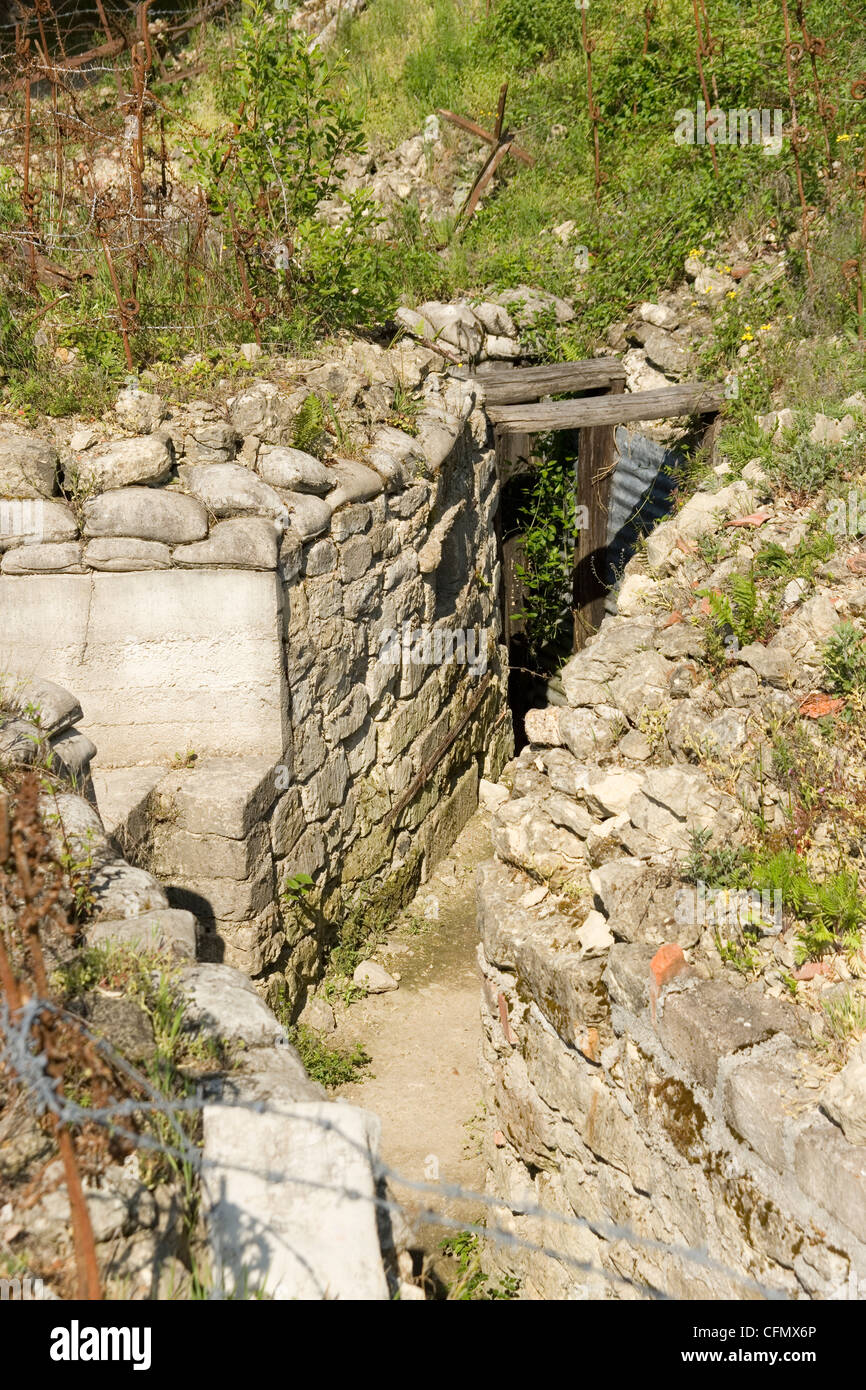 Explosion in battle trench hi-res stock photography and images - Alamy