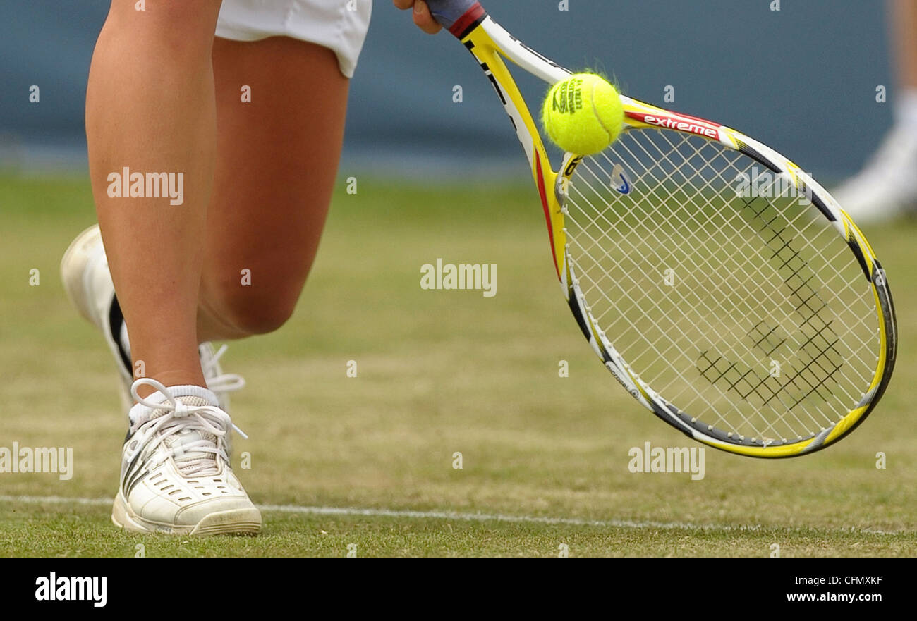A cropped generic images of a tennis player Stock Photo - Alamy
