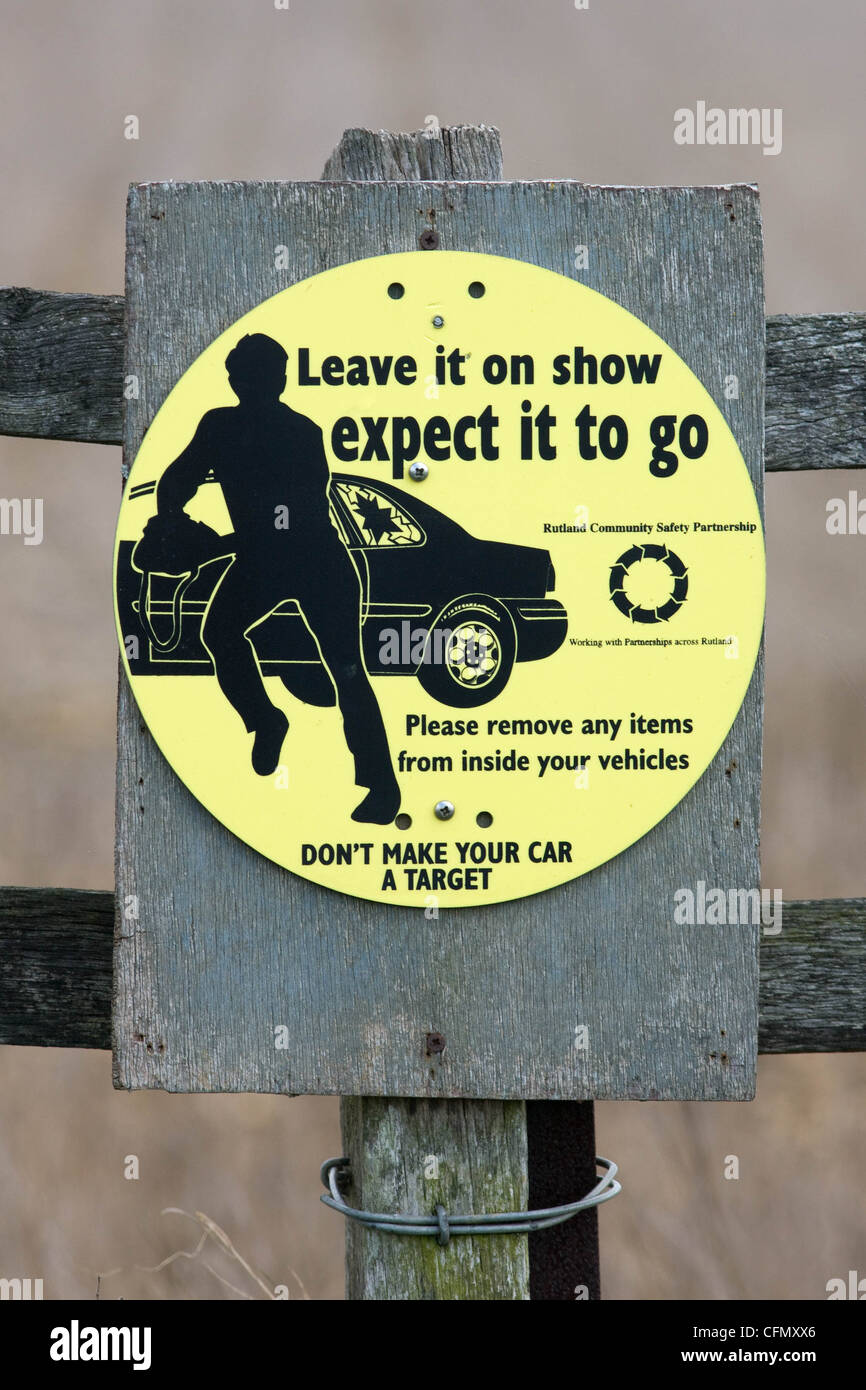 Leave it on show expect it to go warning sign Stock Photo - Alamy