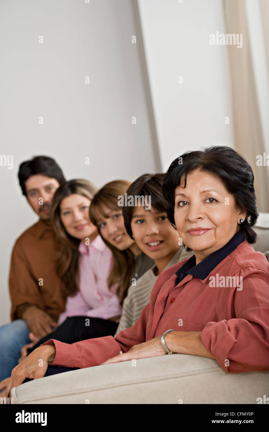 Native american family california hi-res stock photography and images ...