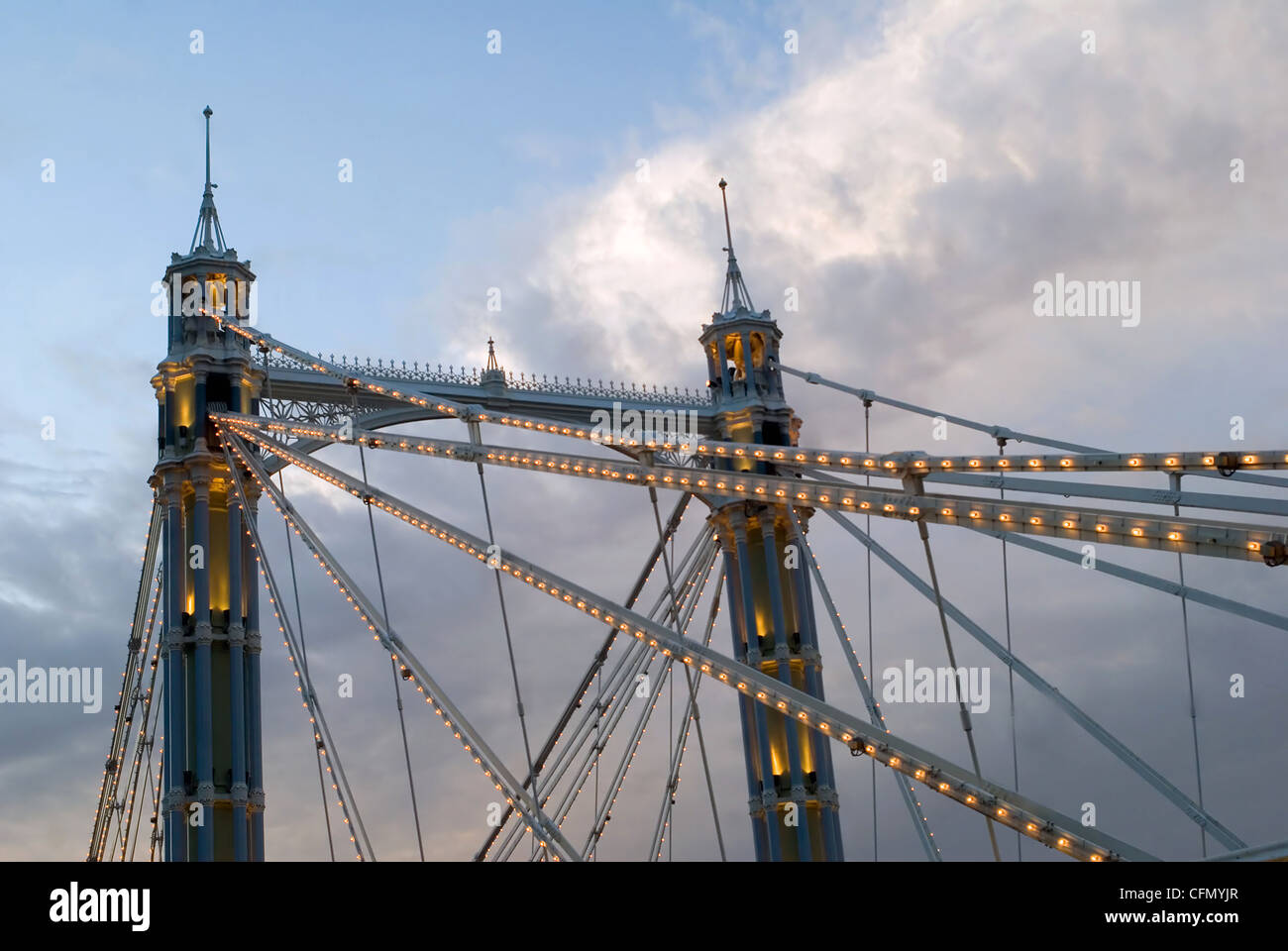 Prince Albert Bridge at the Thames by Chelsea by day Stock Photo - Alamy