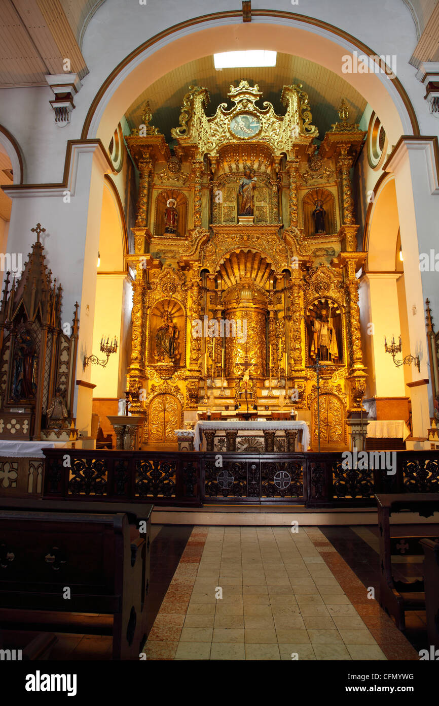 The Famous Golden Alter In The Church Of San Jose, Casco Viejo, Panama ... The Famous Golden Alter In The Church Of San Jose, Casco Viejo, Panama ...