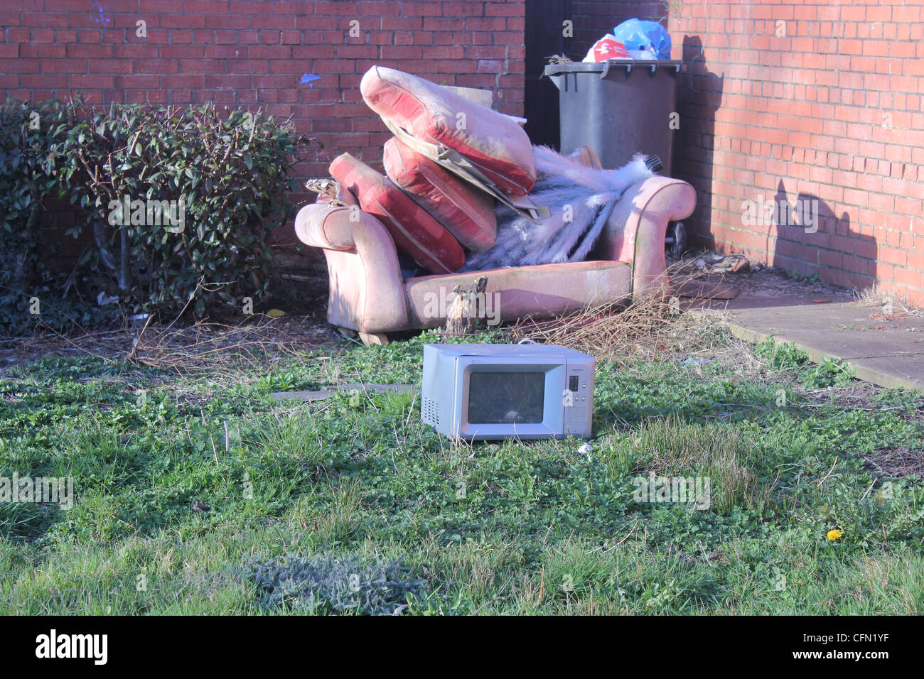 Roadside junk hi-res stock photography and images - Alamy