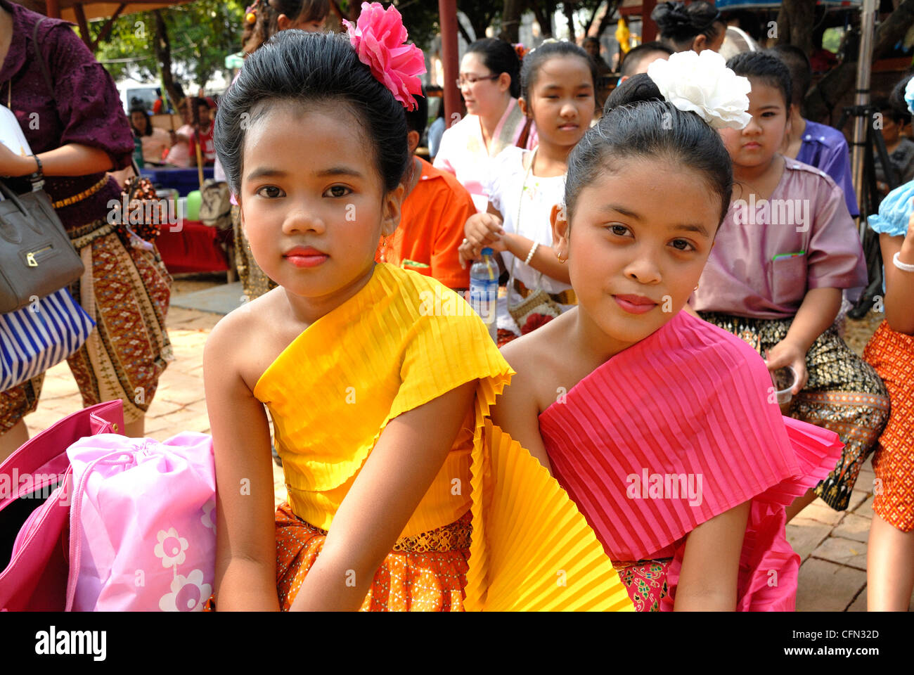 Children inTraditional Thai costume worn at the Lop Buri festival. Lop ...