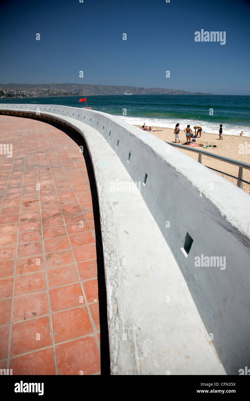 Chile viña del mar boardwalk hi-res stock photography and images - Alamy