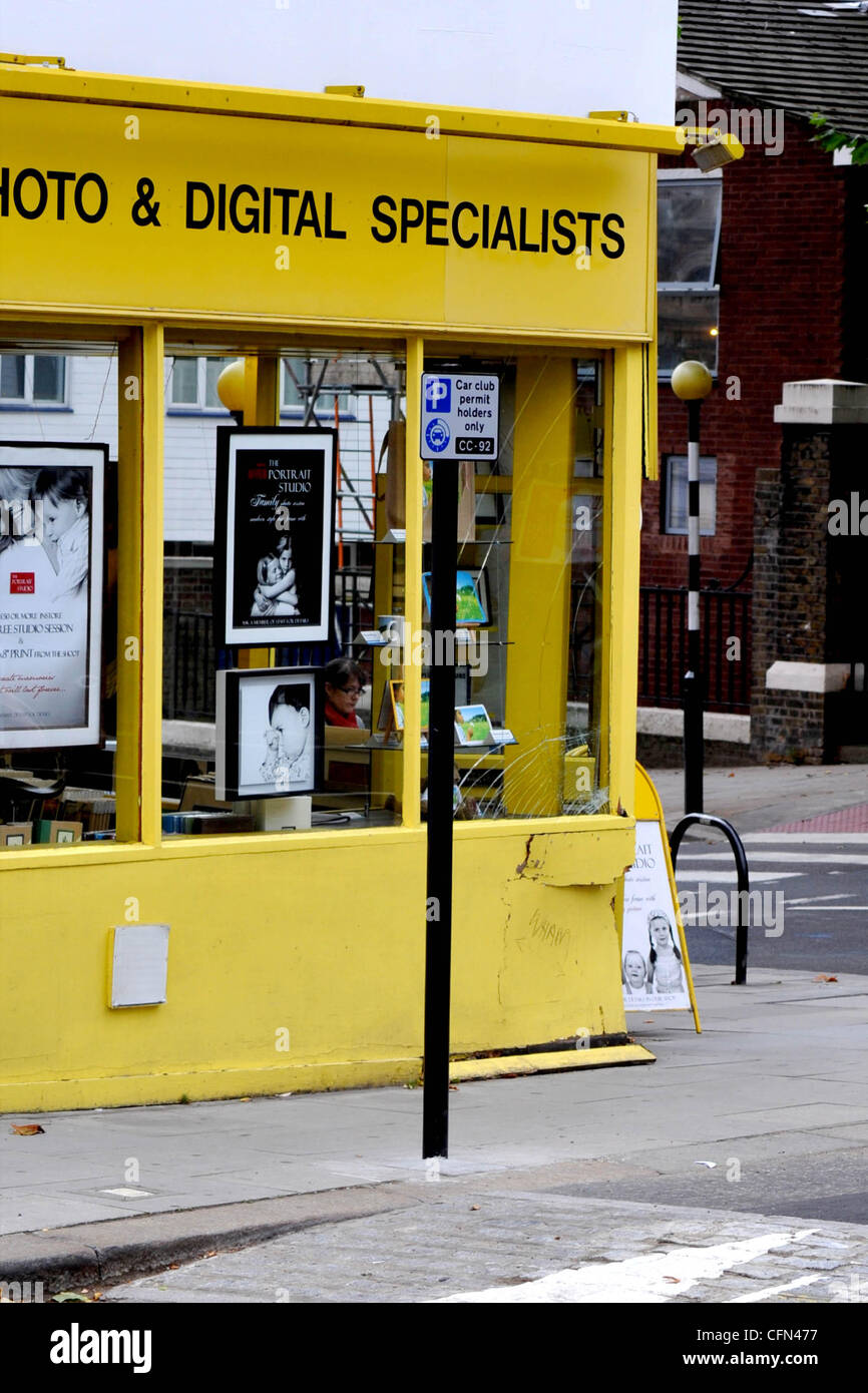 Snappy Snaps' damaged facade Site of the George Michael car crash ...