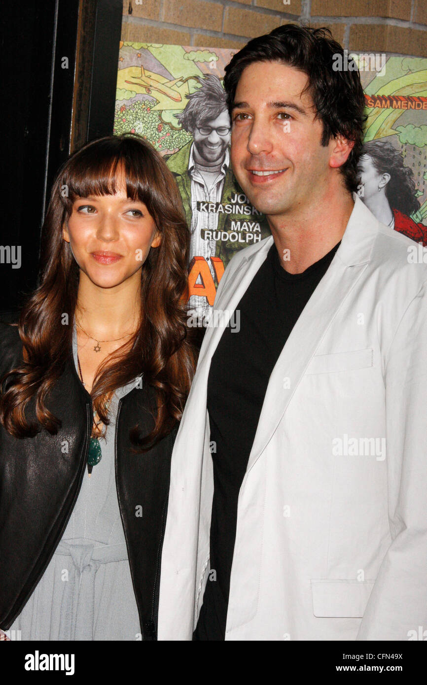 File Photos SCHWIMMER TO BE A DAD Former FRIENDS star DAVID SCHWIMMER ...