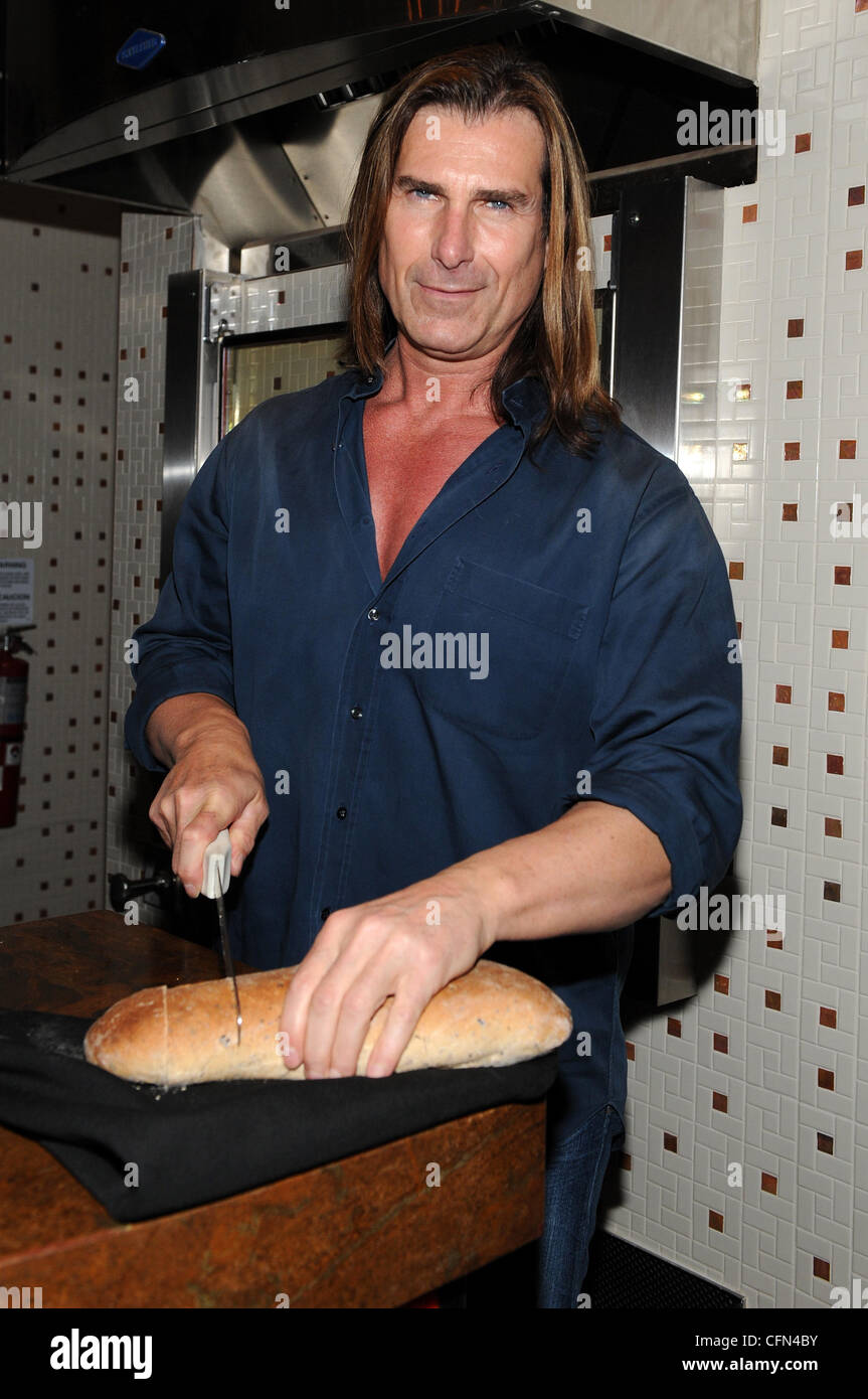 Fabio lanzoni hi-res stock photography and images - Alamy