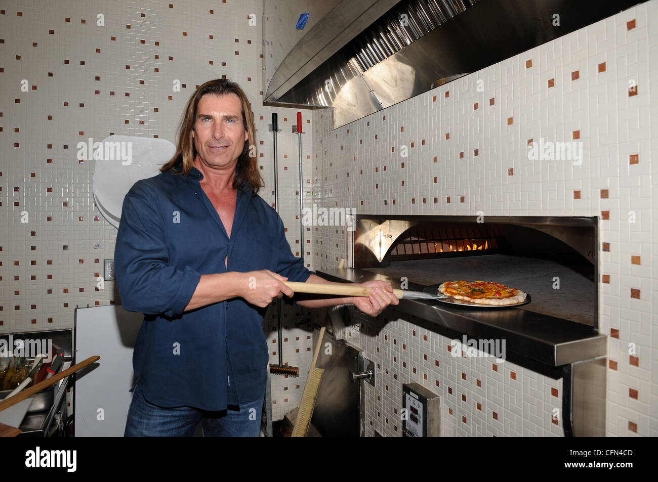 Fabio lanzoni hi-res stock photography and images - Alamy