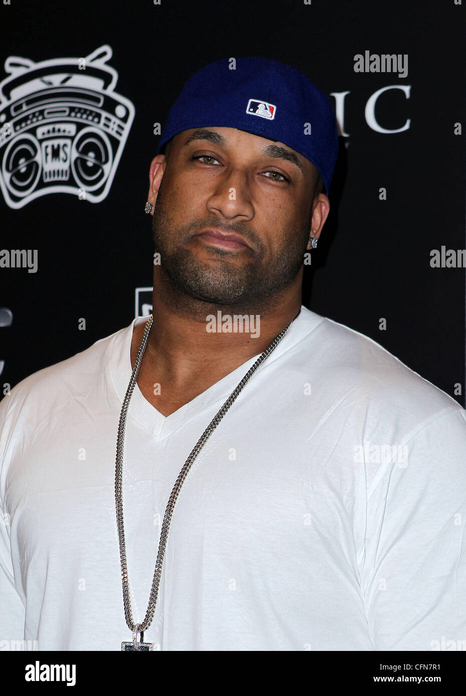 DJ Big Dee XS Nightclub Kicks Off Magic With Famous Stars and Straps ...