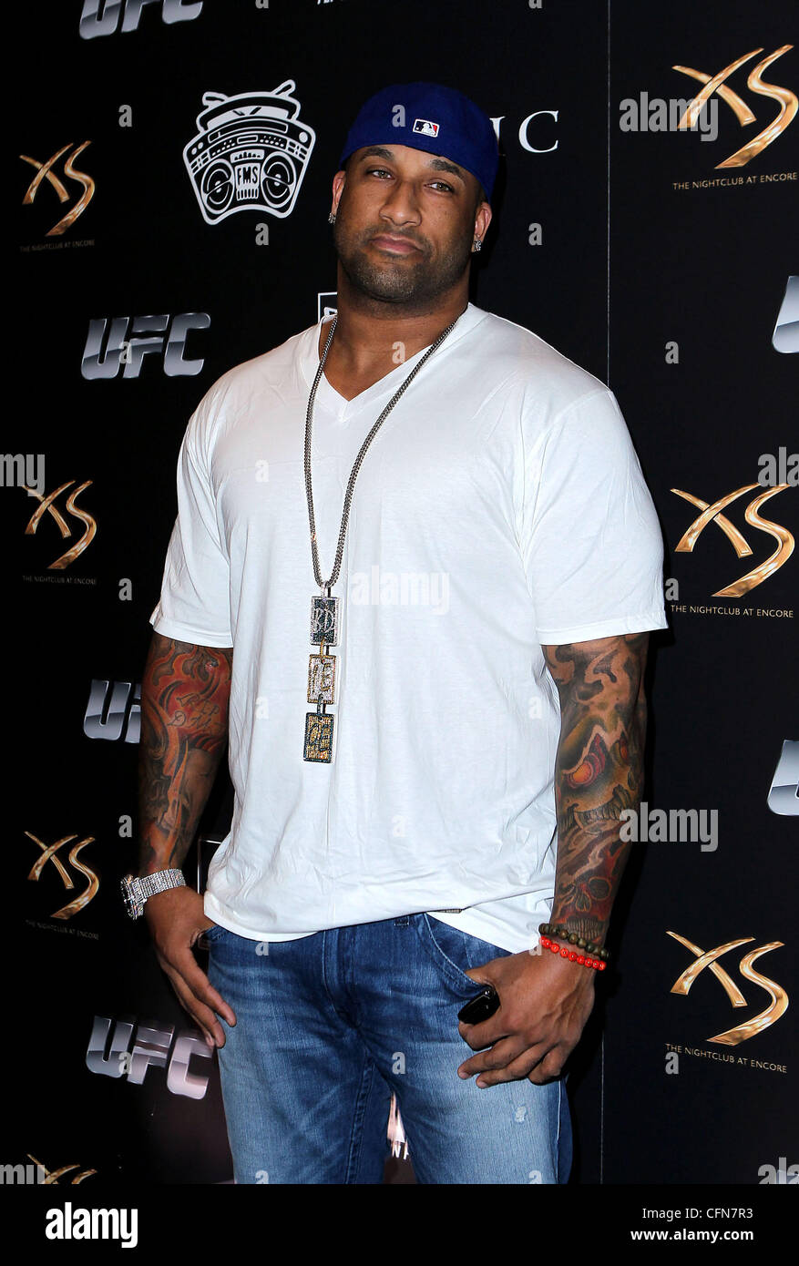 DJ Big Dee XS Nightclub Kicks Off Magic With Famous Stars and Straps ...