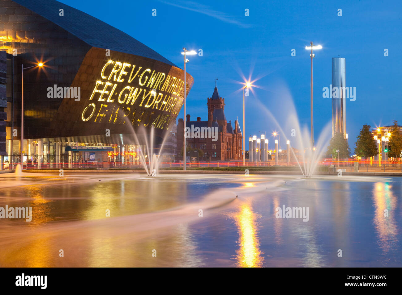 Cardiff bay landmarks hi-res stock photography and images - Alamy