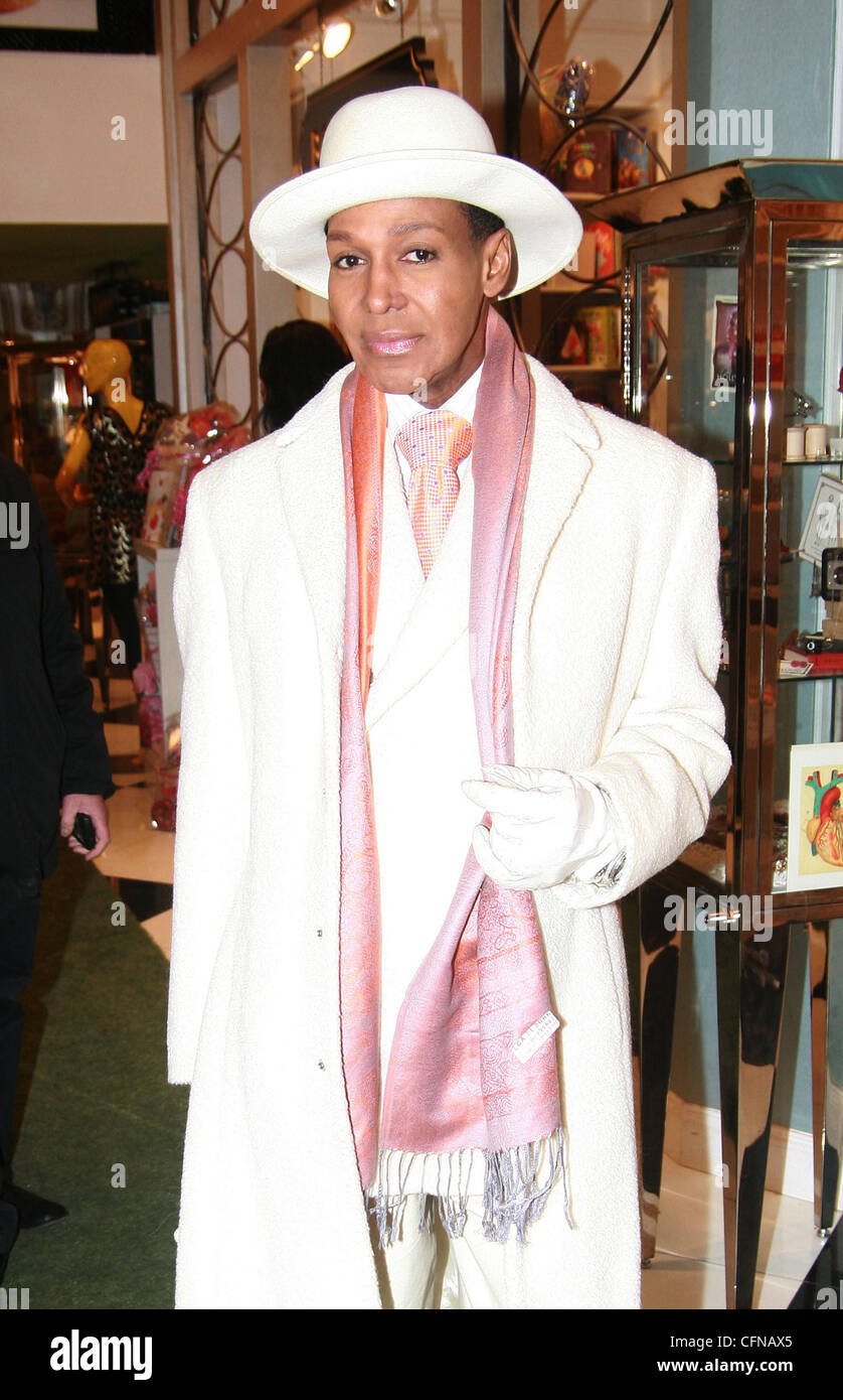 The Real Housewives of Atlanta's Dwight Eubanks Mercedes-Benz IMG New ...