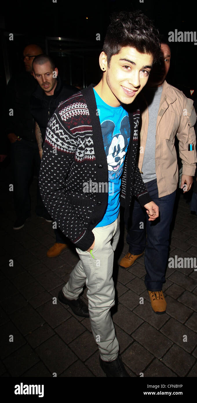 Zain Malik 'One Direction' return to their hotel after promoting and ...