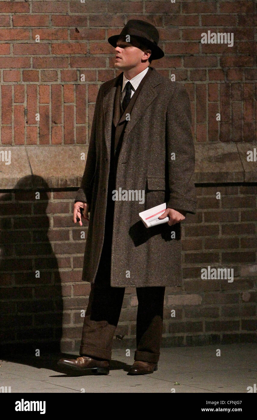 Leonardo DiCaprio on the set of Clint Eastwood's new film 'J. Edgar ...