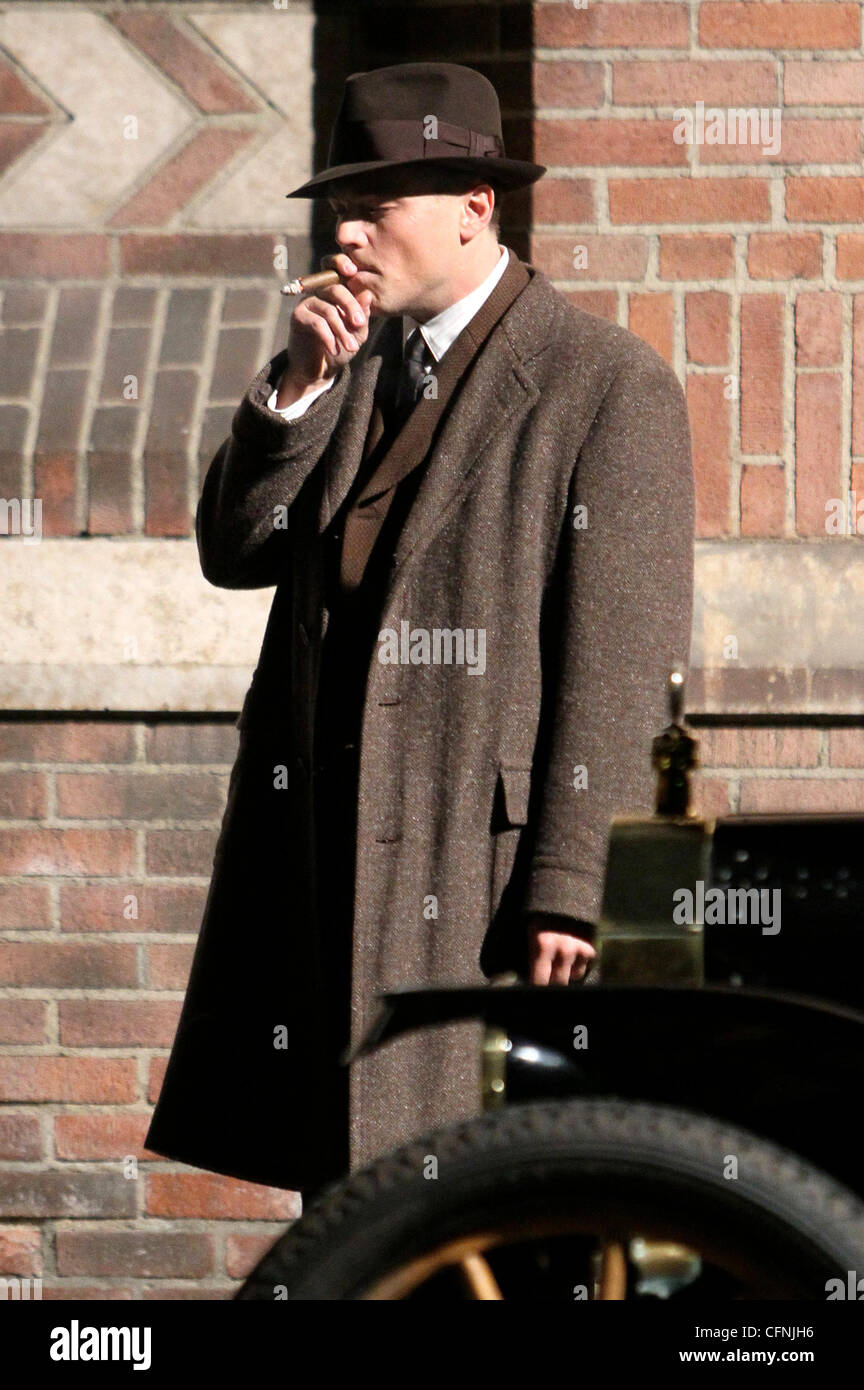 Leonardo DiCaprio on the set of Clint Eastwood's new film 'J. Edgar ...