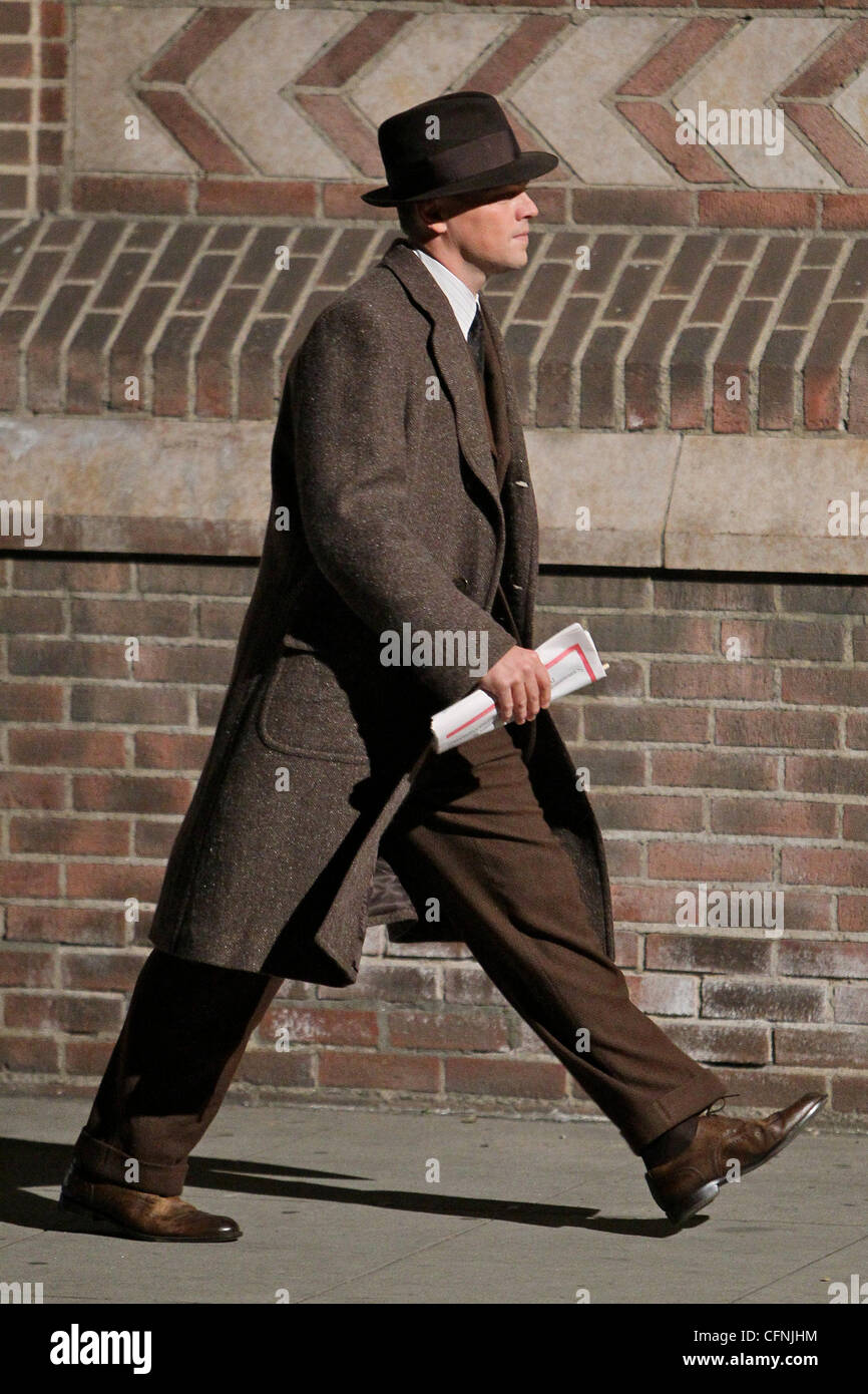 Leonardo DiCaprio on the set of Clint Eastwood's new film 'J. Edgar ...