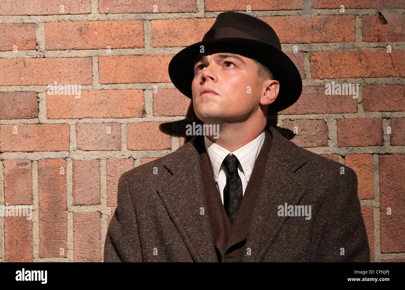 Leonardo DiCaprio on the set of Clint Eastwood's new film 'J. Edgar ...