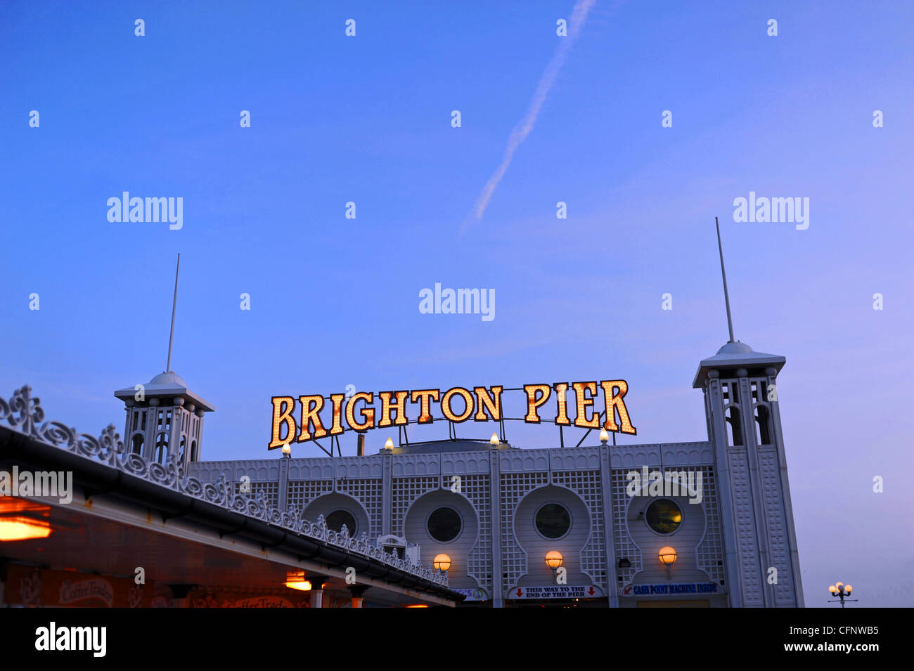 Brighton pier sign lit hi-res stock photography and images - Alamy