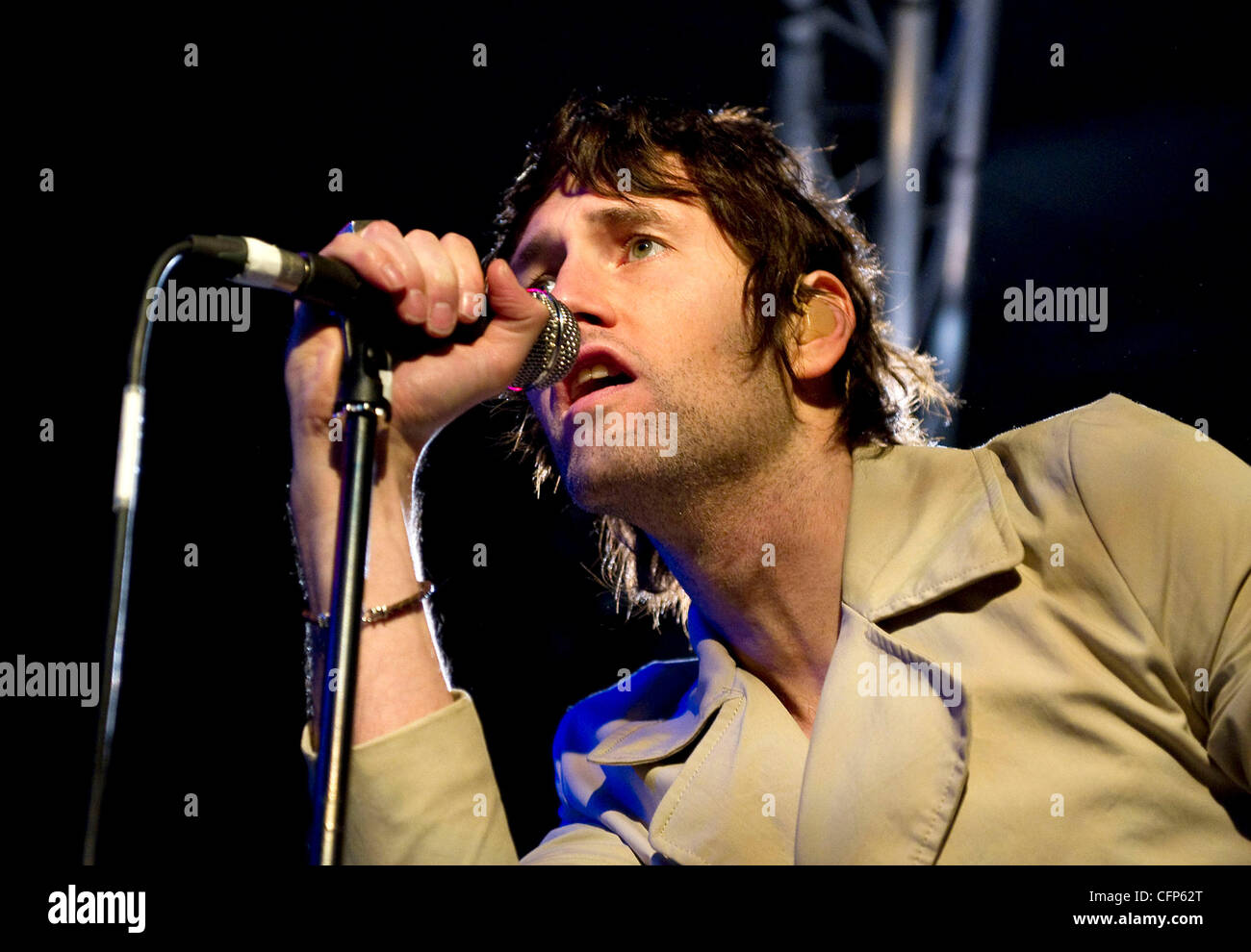 Sam Endicott The Bravery performing live at Hoxton Square Bar & Kitchen ...