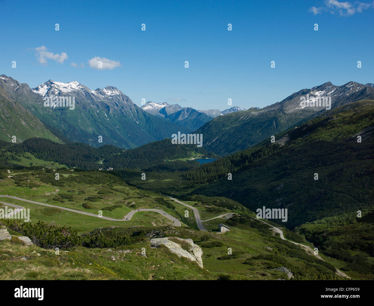 Winding road splugen pass hi-res stock photography and images - Alamy