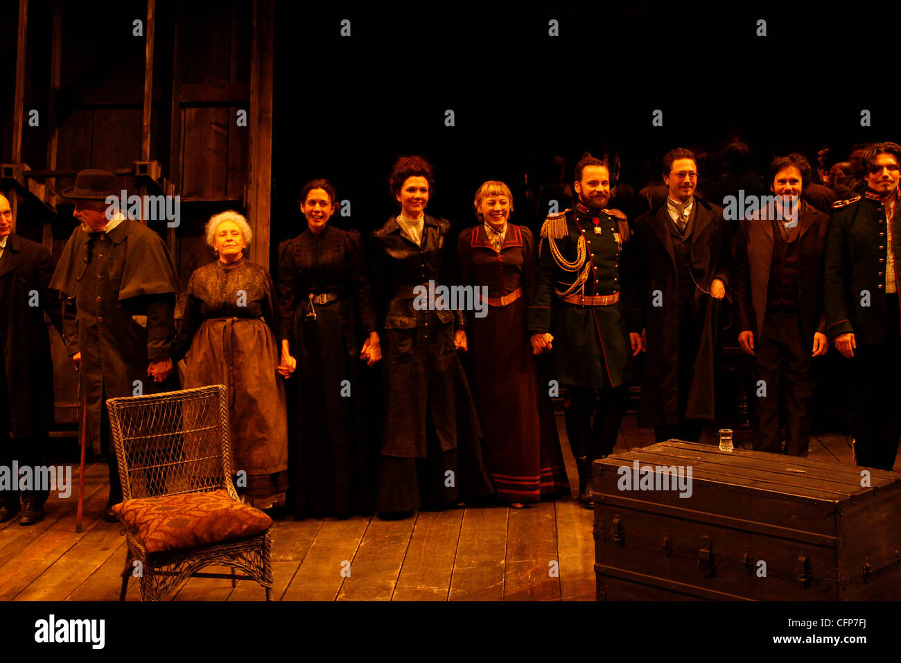 James Patrick Nelson, Marin Ireland, Paul Lazar, Louis Zorich, Roberta ...