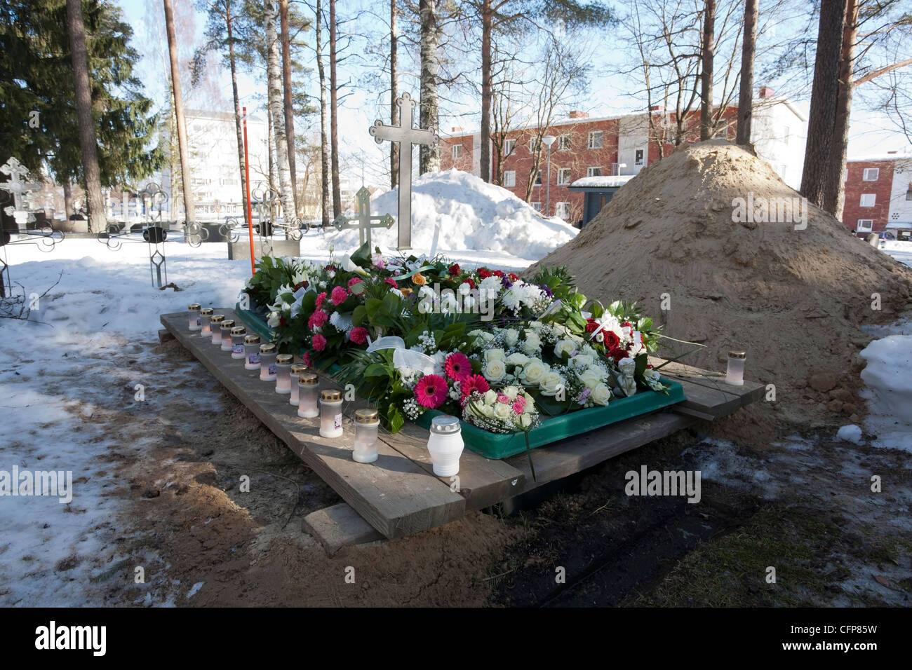 New grave hi-res stock photography and images - Alamy