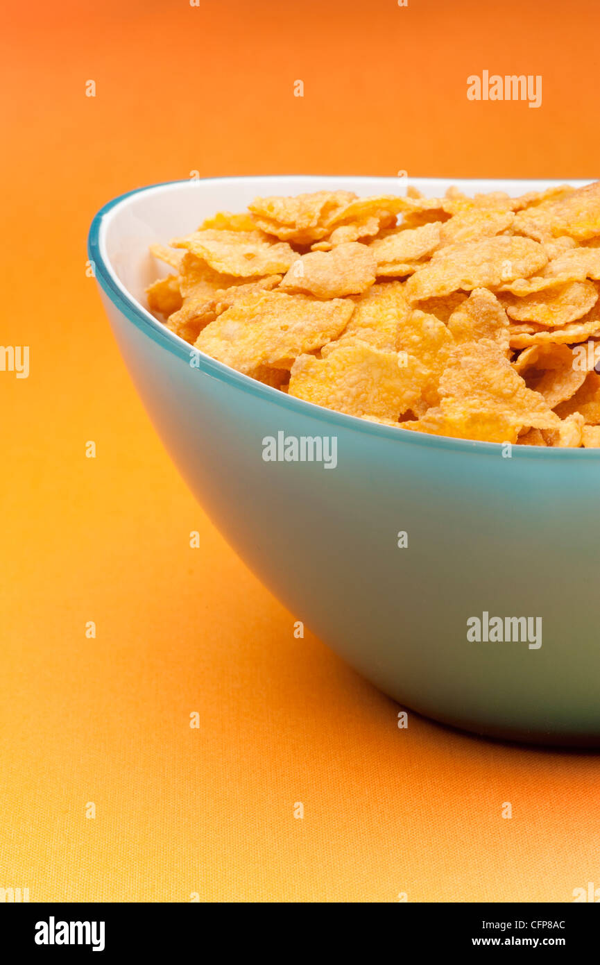 Bowl corn flakes breakfast hi-res stock photography and images - Alamy