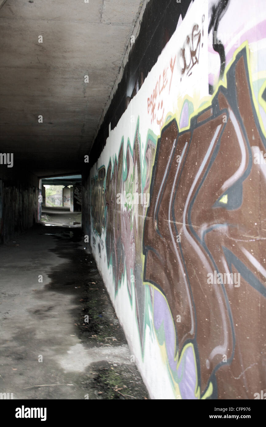 Faded graffiti hi-res stock photography and images - Alamy