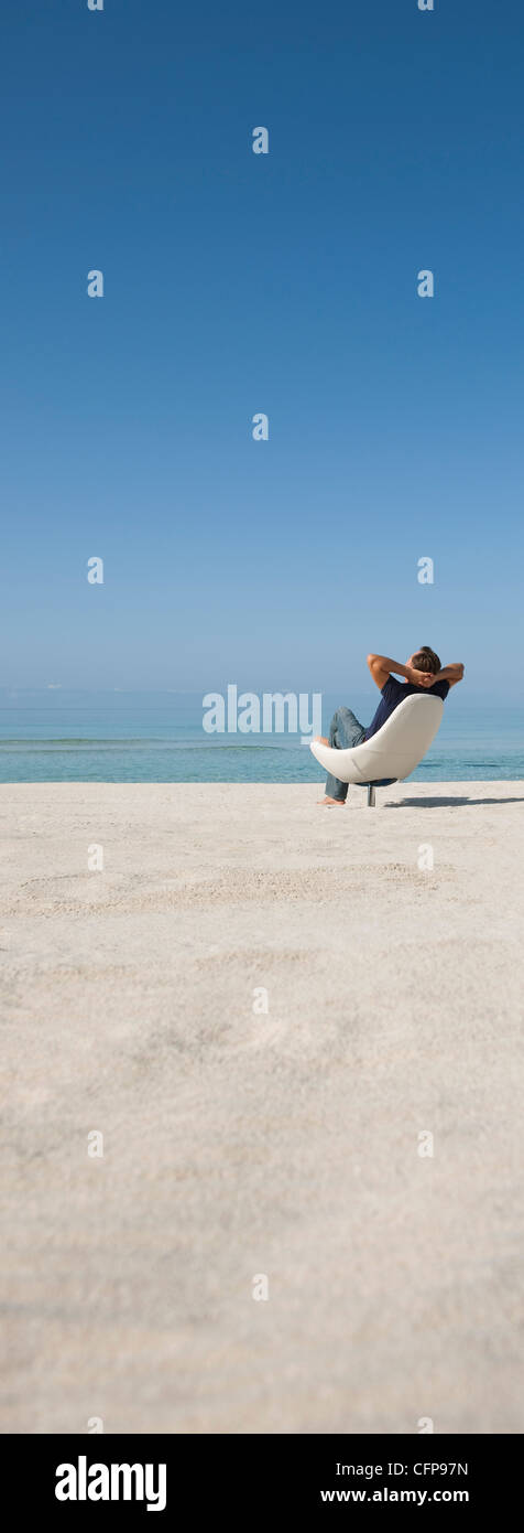 Back of beach chair hi-res stock photography and images - Alamy