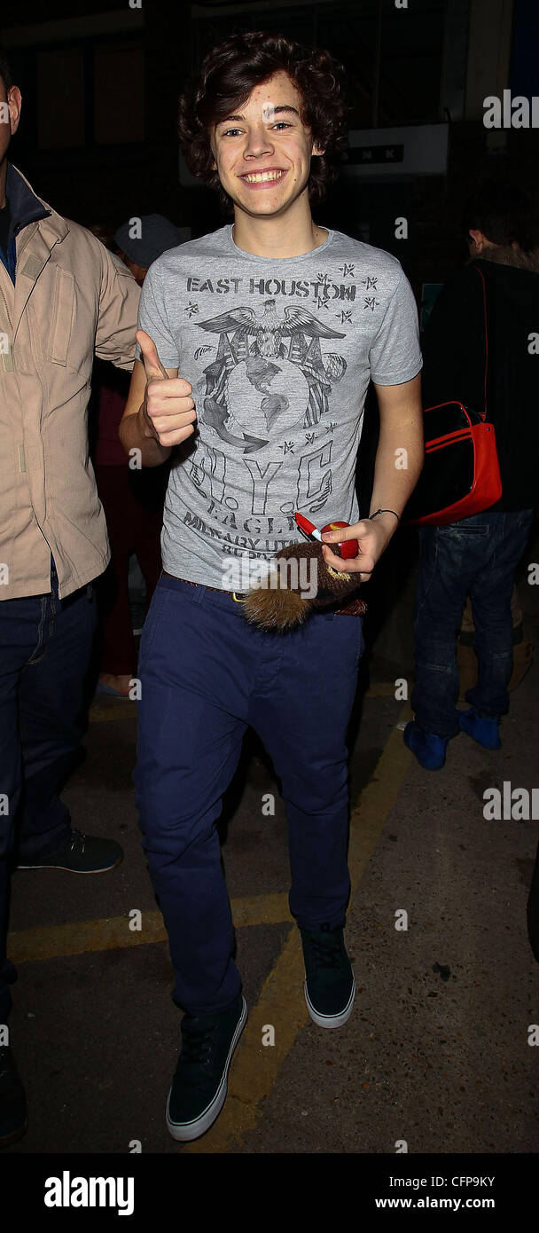 Harry Styles of One Direction 'X Factor Tour' rehearsals - Departures ...