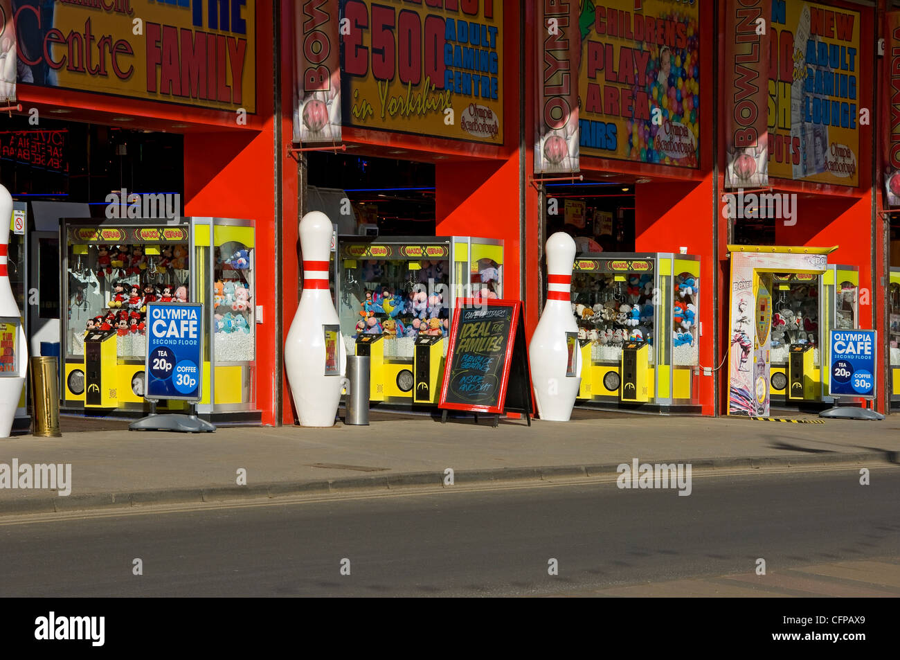 Amusement arcade Scarborough North Yorkshire England UK United Stock ... Amusement arcade Scarborough North Yorkshire England UK United Stock ...