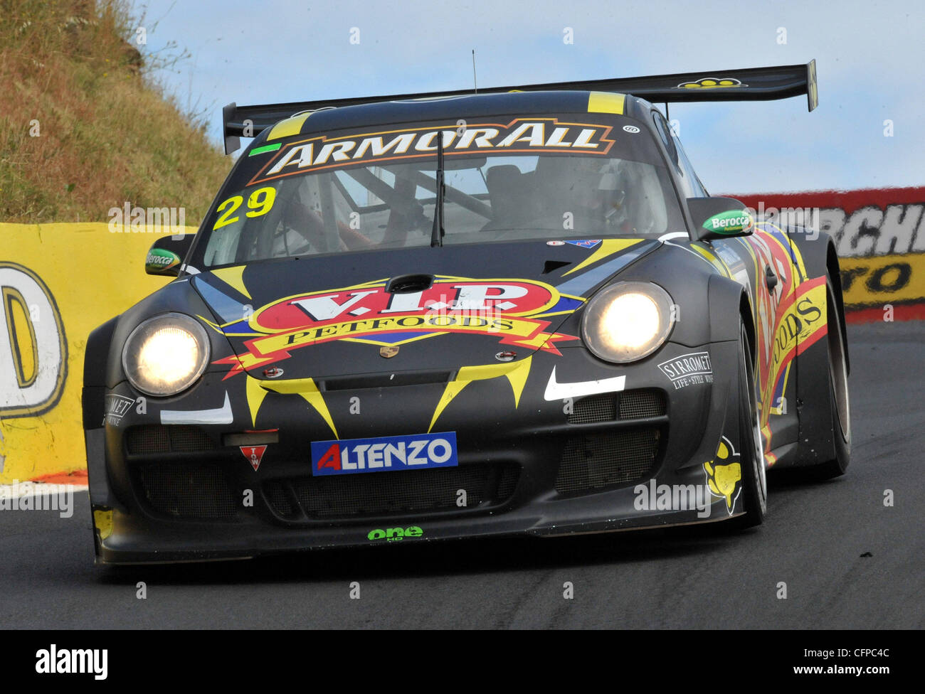 Atmosphere Armor All Bathurst 12 Hour race at Mount Panorama. Australia ...