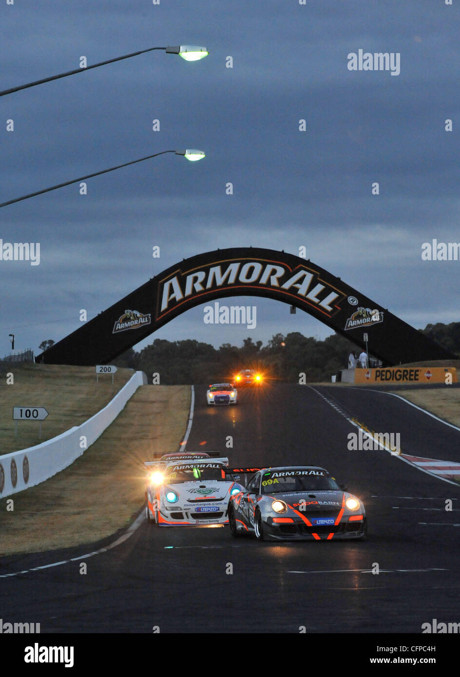 Atmosphere Armor All Bathurst 12 Hour race at Mount Panorama. Australia ...