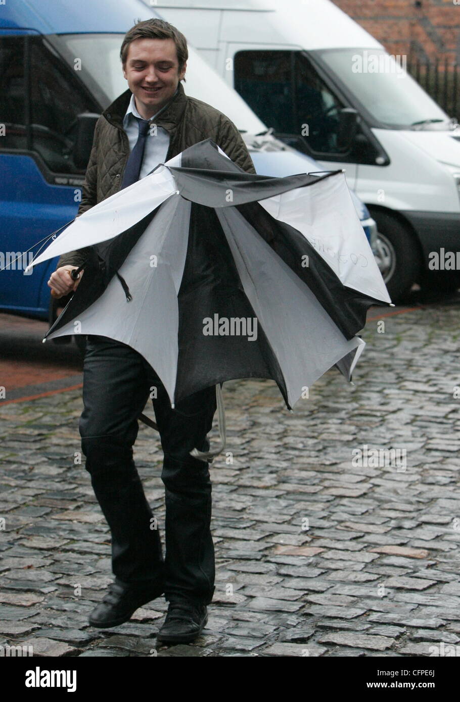 Craig Gazey has problems with his umbrella 'Coronation Street' cast ...